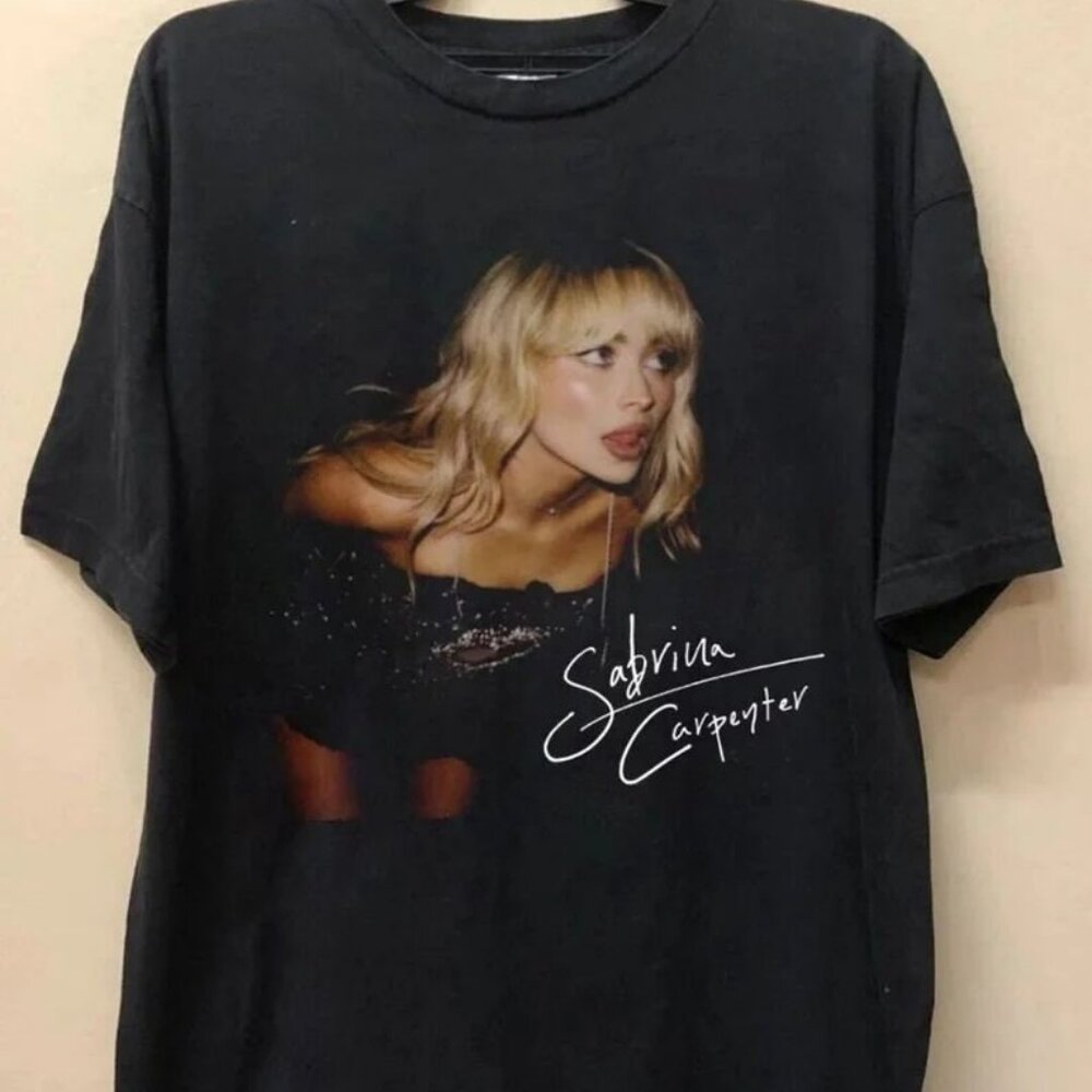 Carpenter 90s Graphic Sabrina Rock Music Tour 2024 T-… - Gem